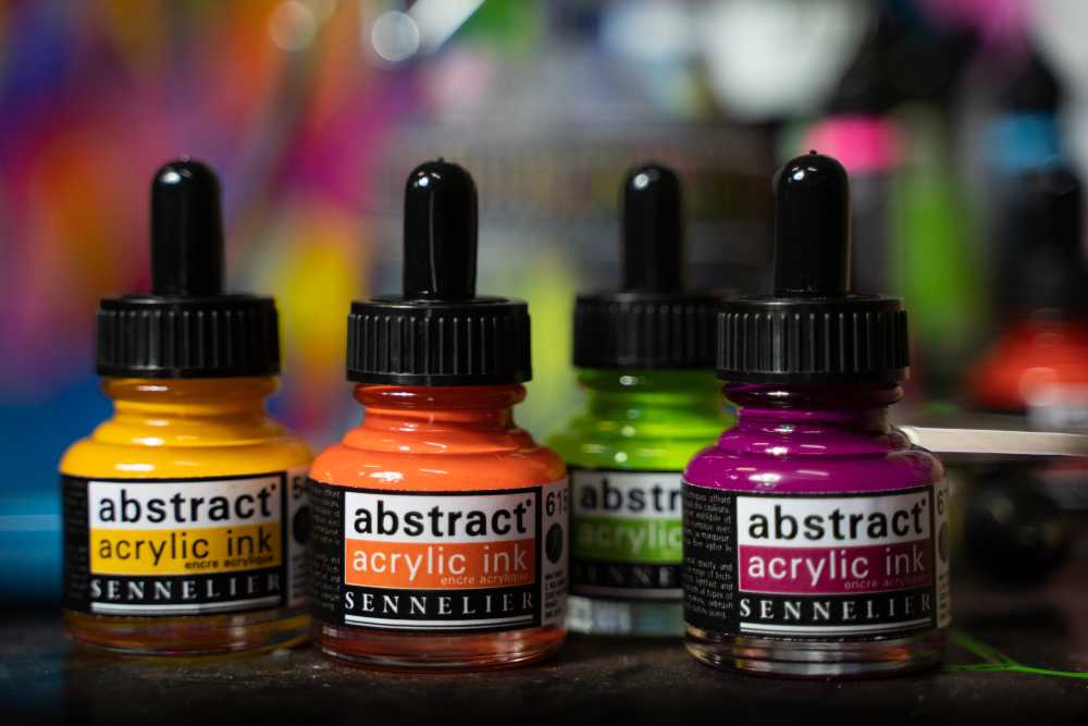 Sennelier Abstract Acrylic Ink 30ml – Titanium White – Duthy Street Art ...